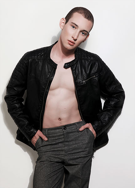 TOBIAS Ü. | S MODELS