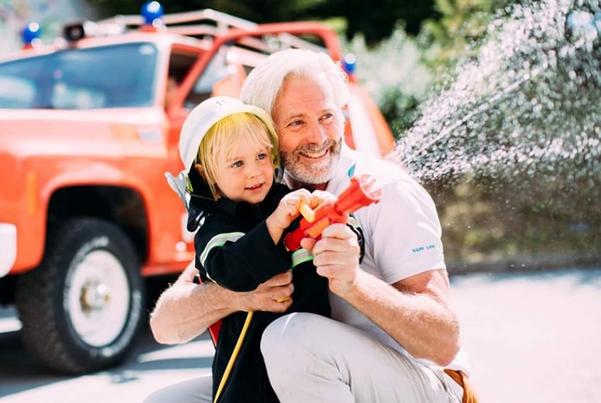 ANDREAS KR. | S MODELS